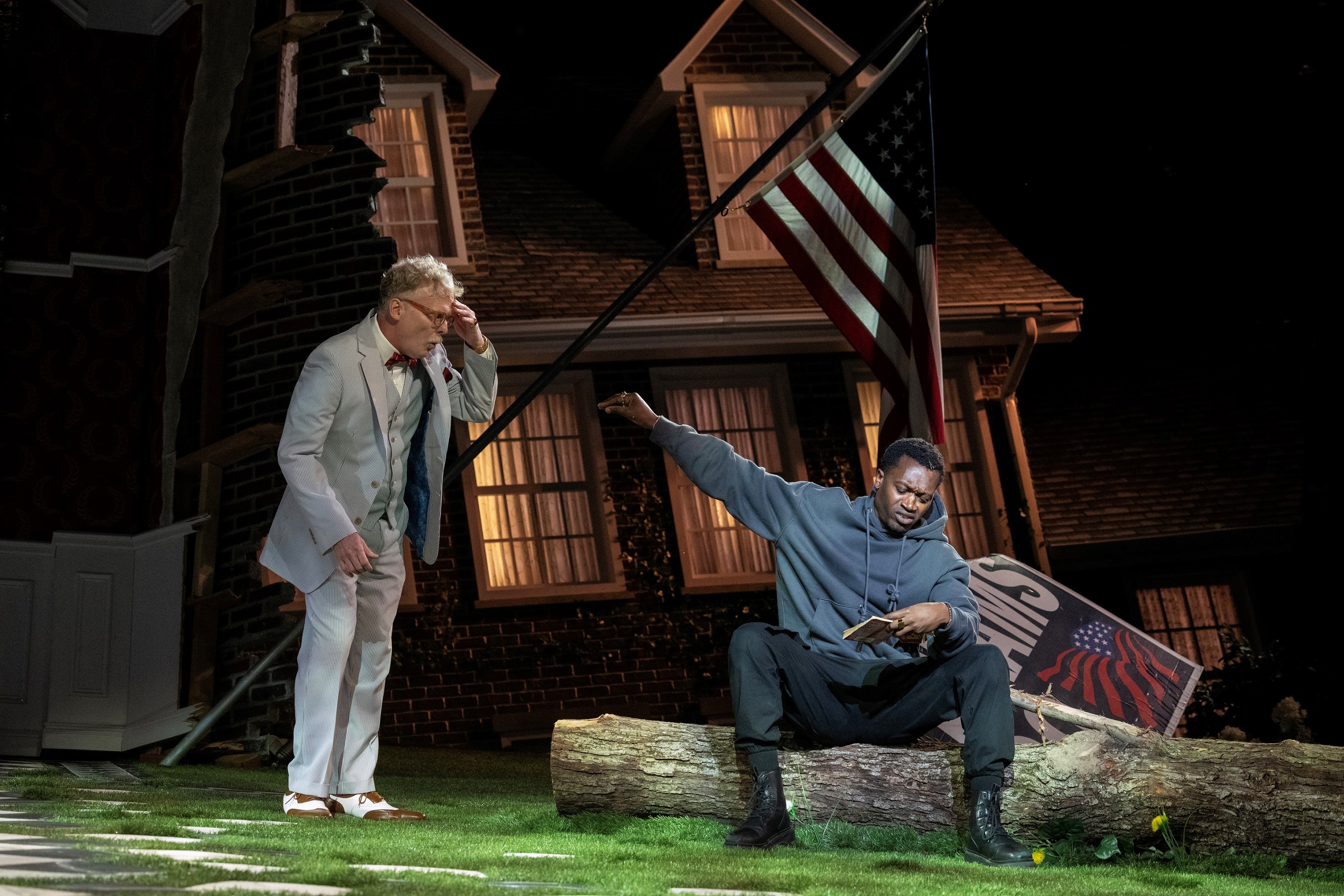‘Hamlet,’ Kenny Leon’s Dynamite Version, Free Shakespeare in the Park ...